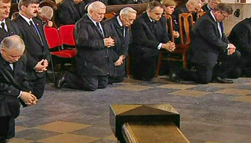 Row erupts over Poland president's burial - ABC News