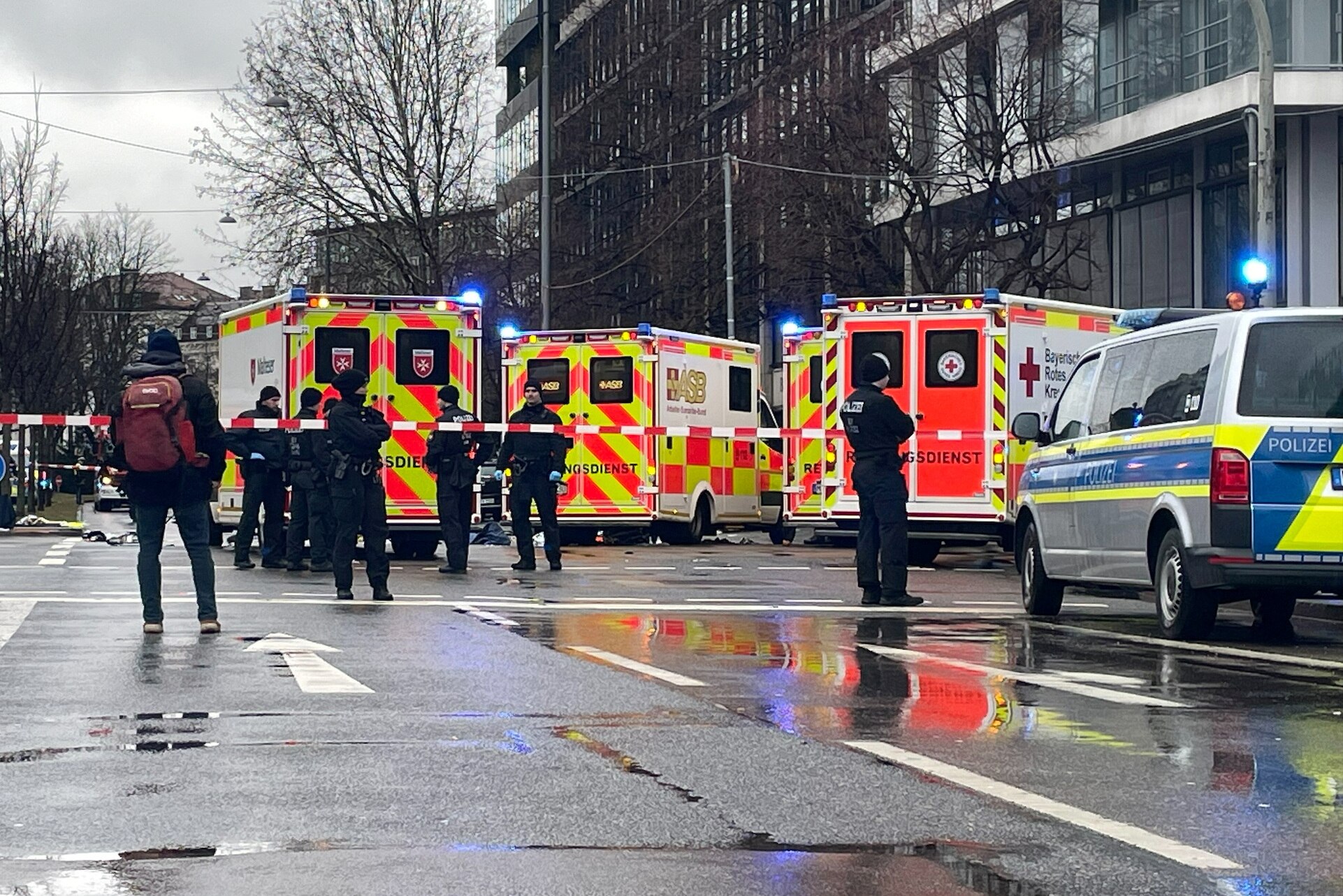 Bega killer pleads guilty to schoolgirl's murder - ABC News