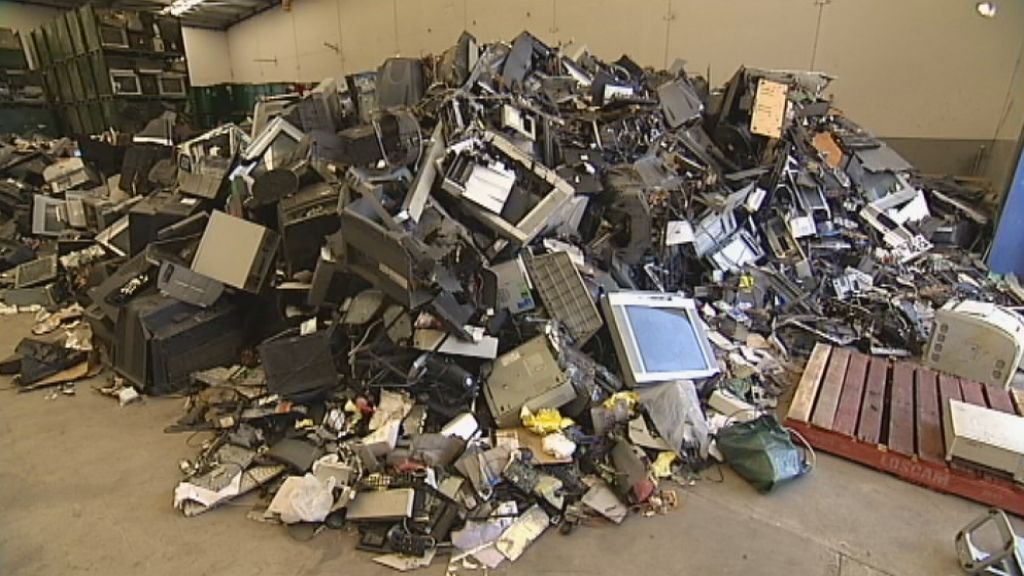 Tackling the growing mountain of e-waste - ABC News