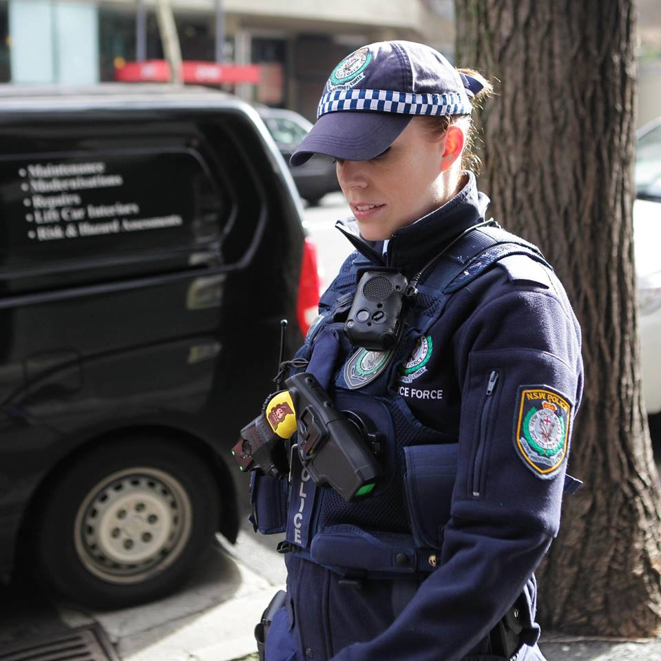 NSW police get body-mounted video cameras - ABC News