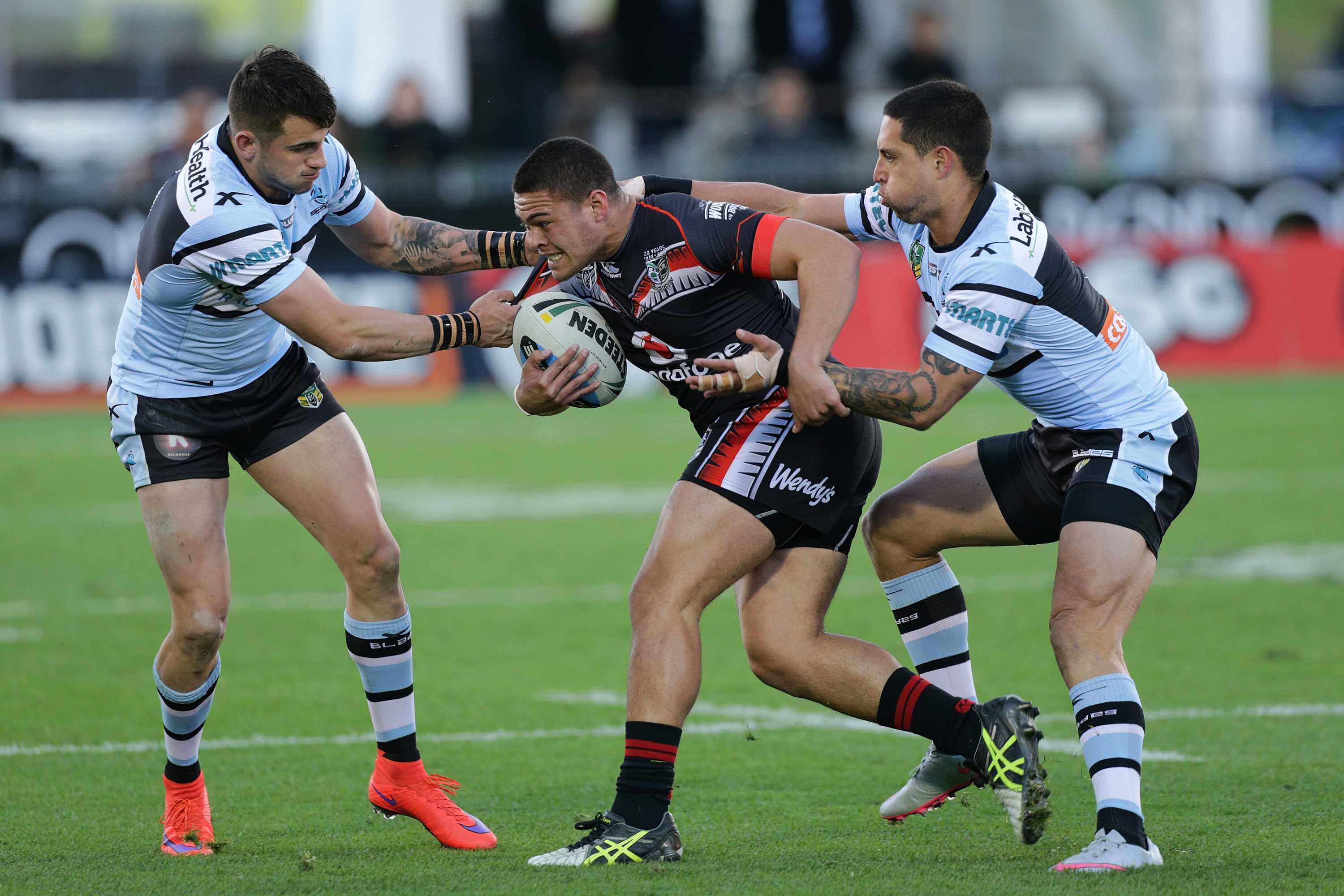 Cronulla Sharks score 18-14 comeback win over Warriors in Auckland ...