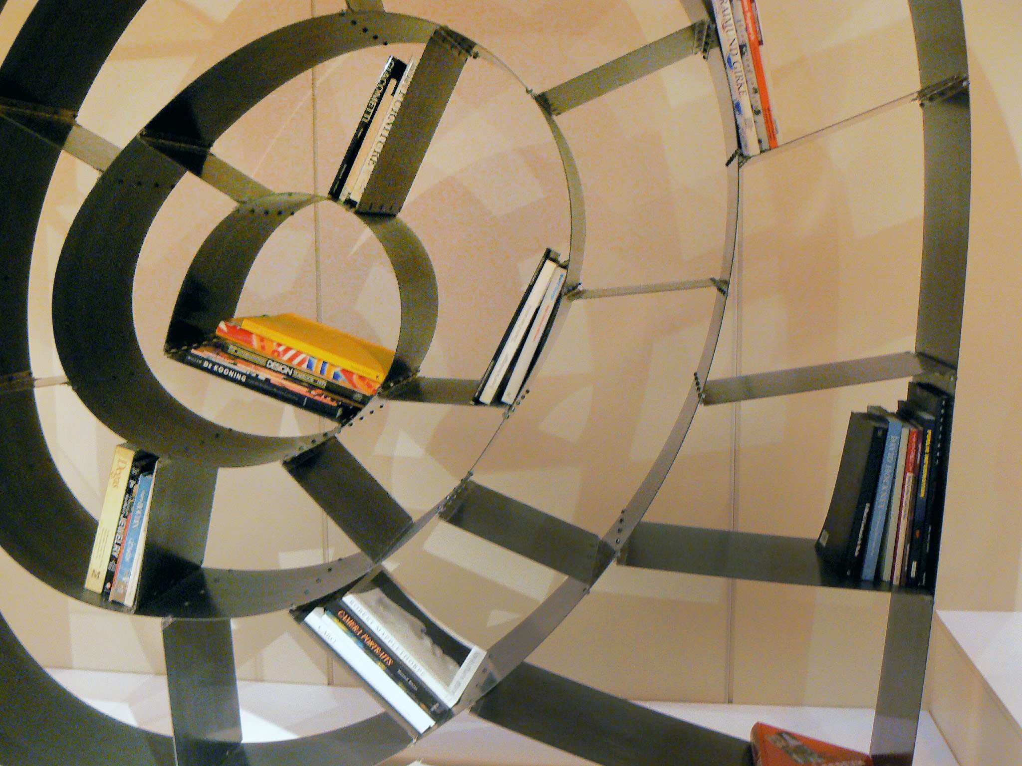 Ron Arad's bendable Bookworm - ABC listen