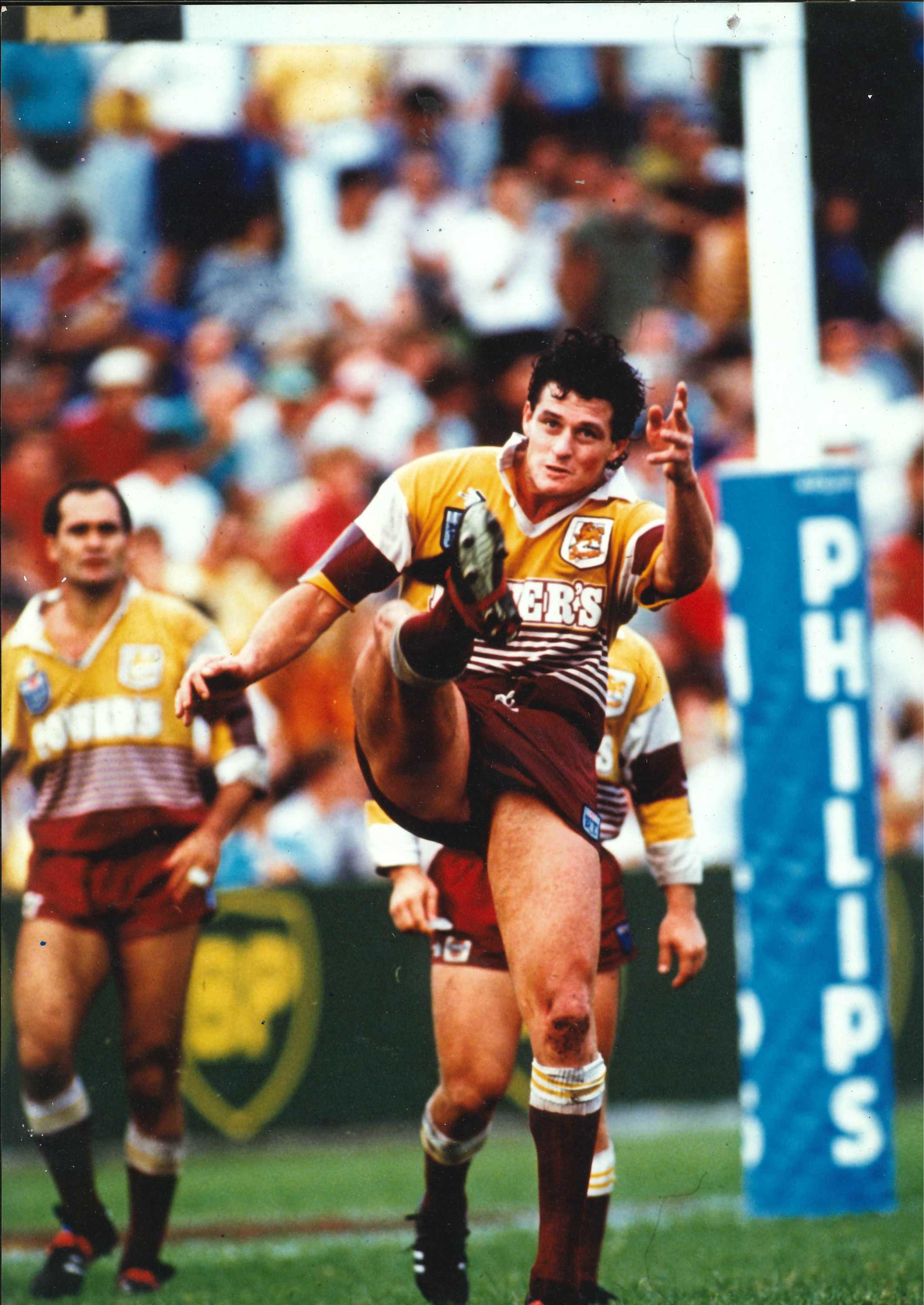 Siobhan Jackson: Sexually abused footballer Peter Jackson's widow ...