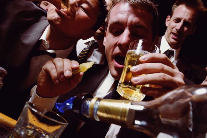 Alcohol-fuelled violence: why do men bash each other at night? - triple j