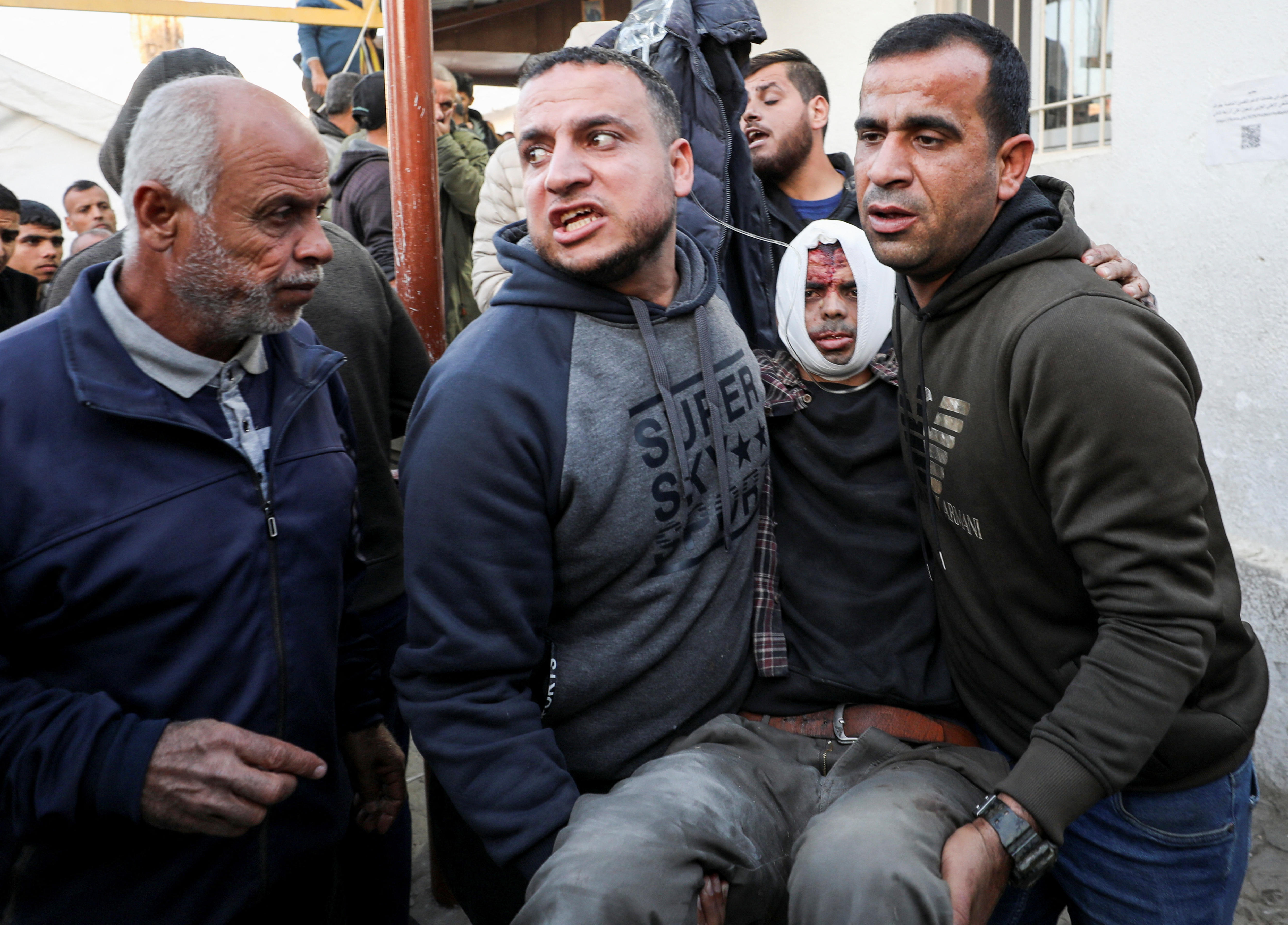 At least 41 killed in Gaza air strikes as ceasefire talks continue ...