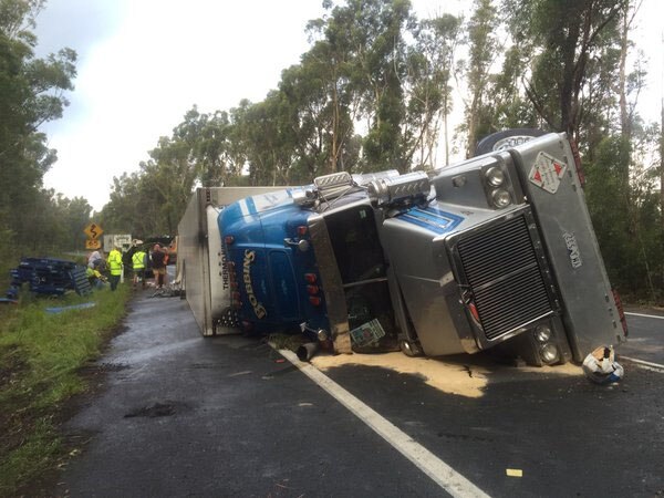 Overturned cheese truck closes Princes Highway on NSW south coast - ABC ...