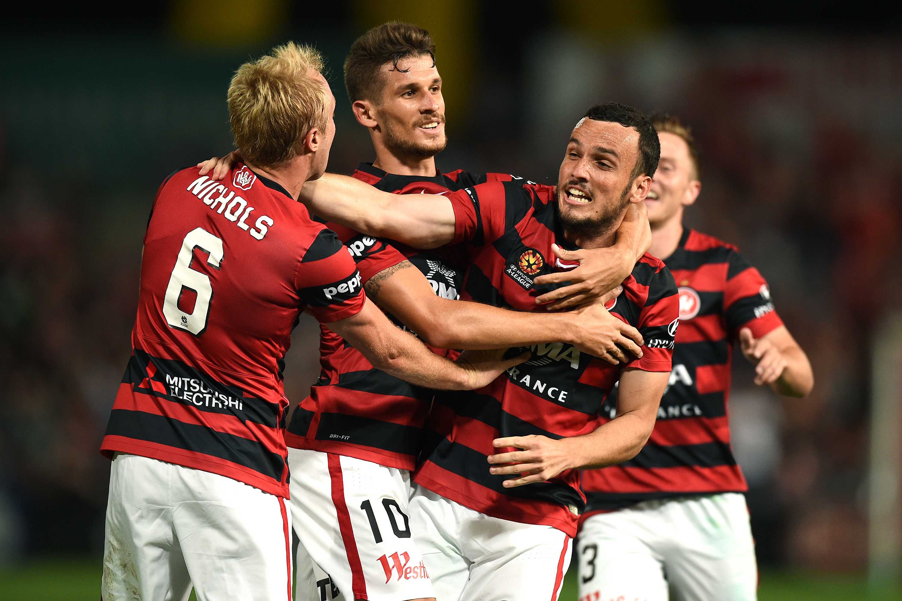 Western Sydney Wanderers beat Melbourne Victory 2-0 at Parramatta ...