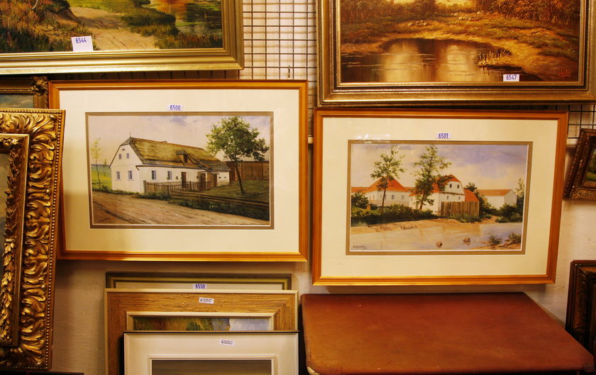 Hitler paintings to go under the hammer - ABC News