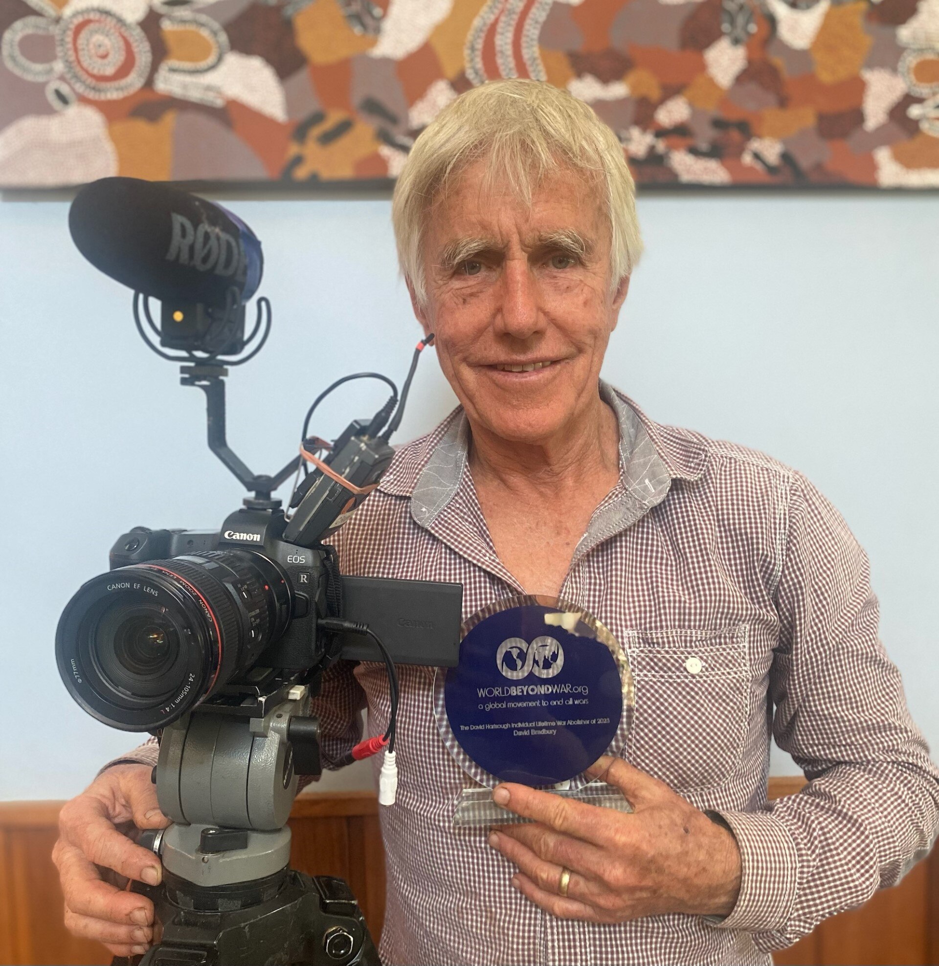 Australian filmmaker wins the 2023 Lifetime War Abolisher award - ABC ...