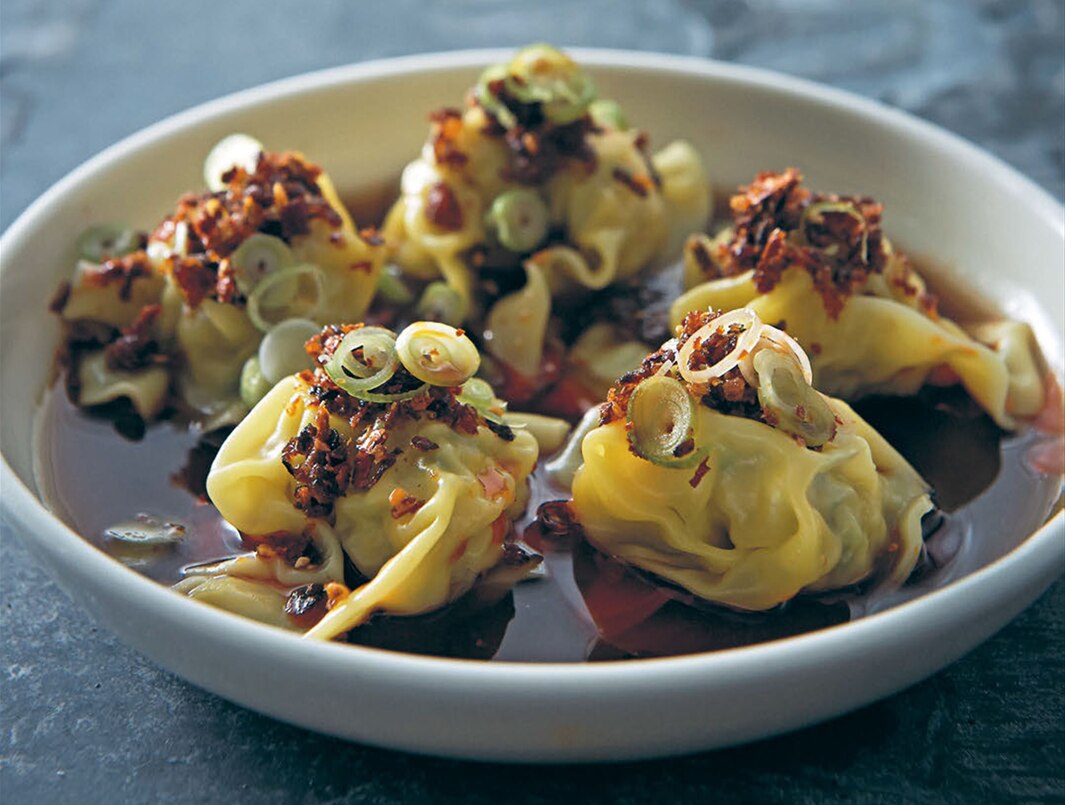 Recipe: Prawn & chicken dumplings with spiced vinegar - ABC News