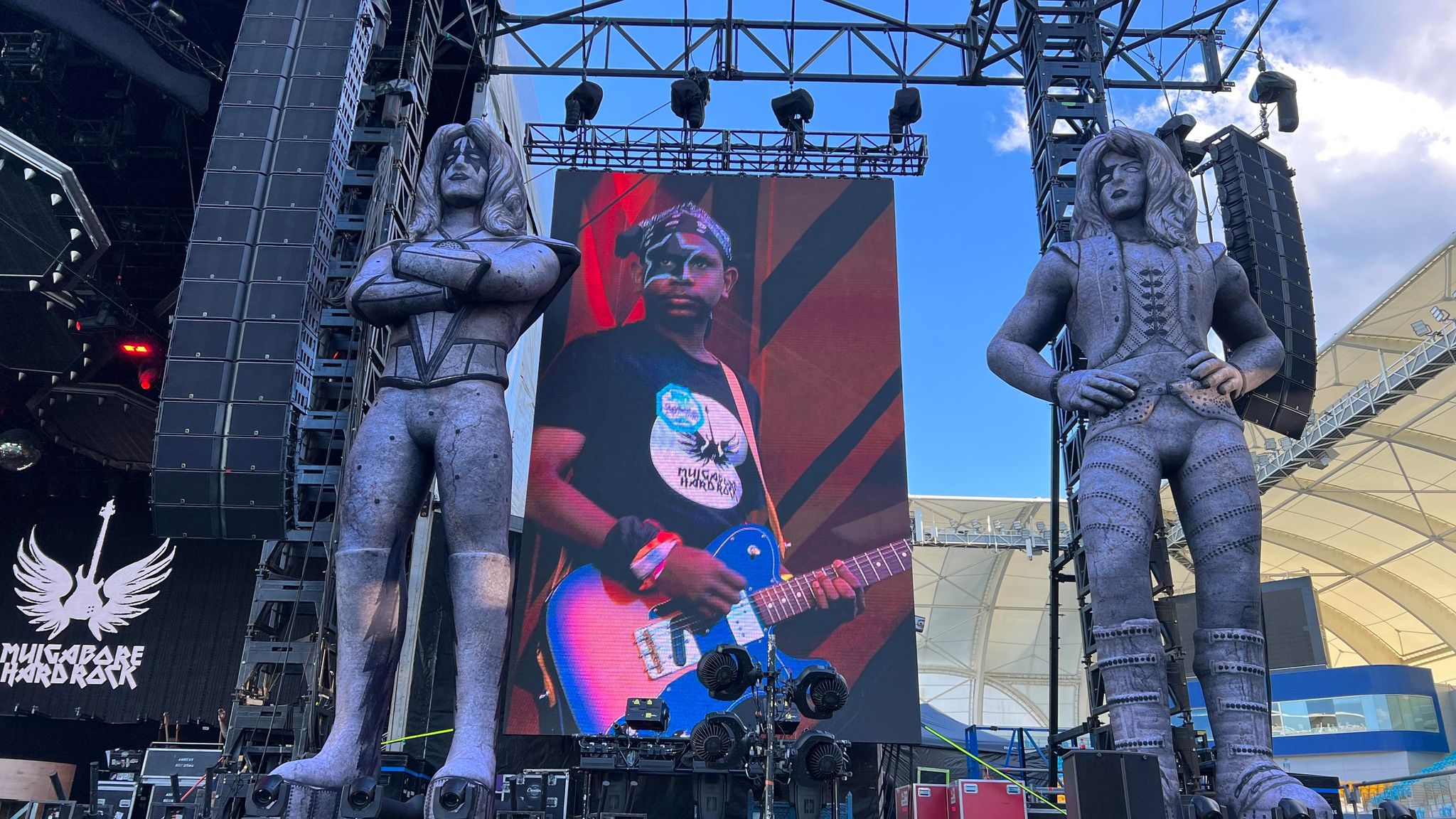Mulga Bore Hard Rock Band live the dream as support act for KISS at ...