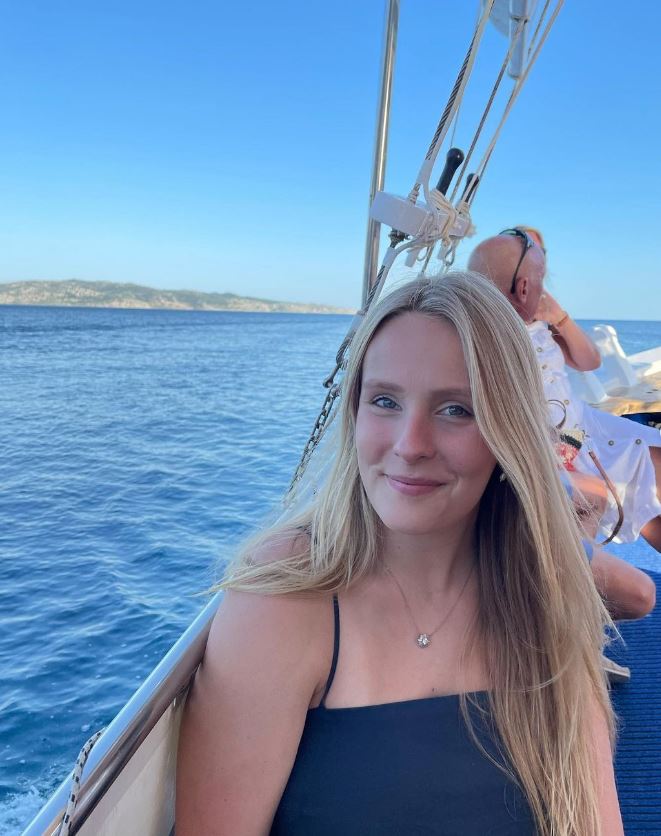 What it's like surviving an abusive high school relationship - triple j