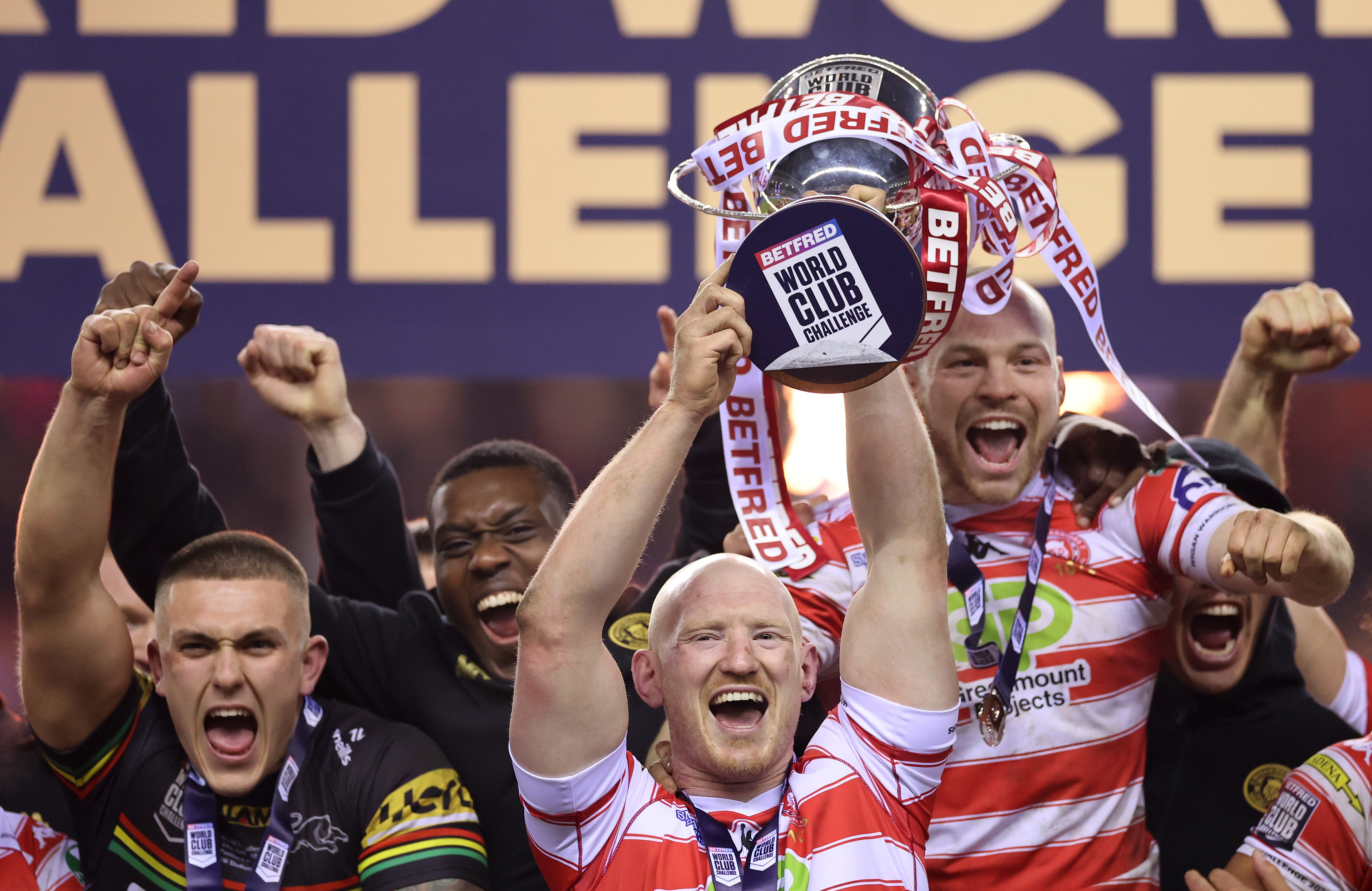 Penrith Panthers lose 16-12 to Wigan Warriors in controversial World ...