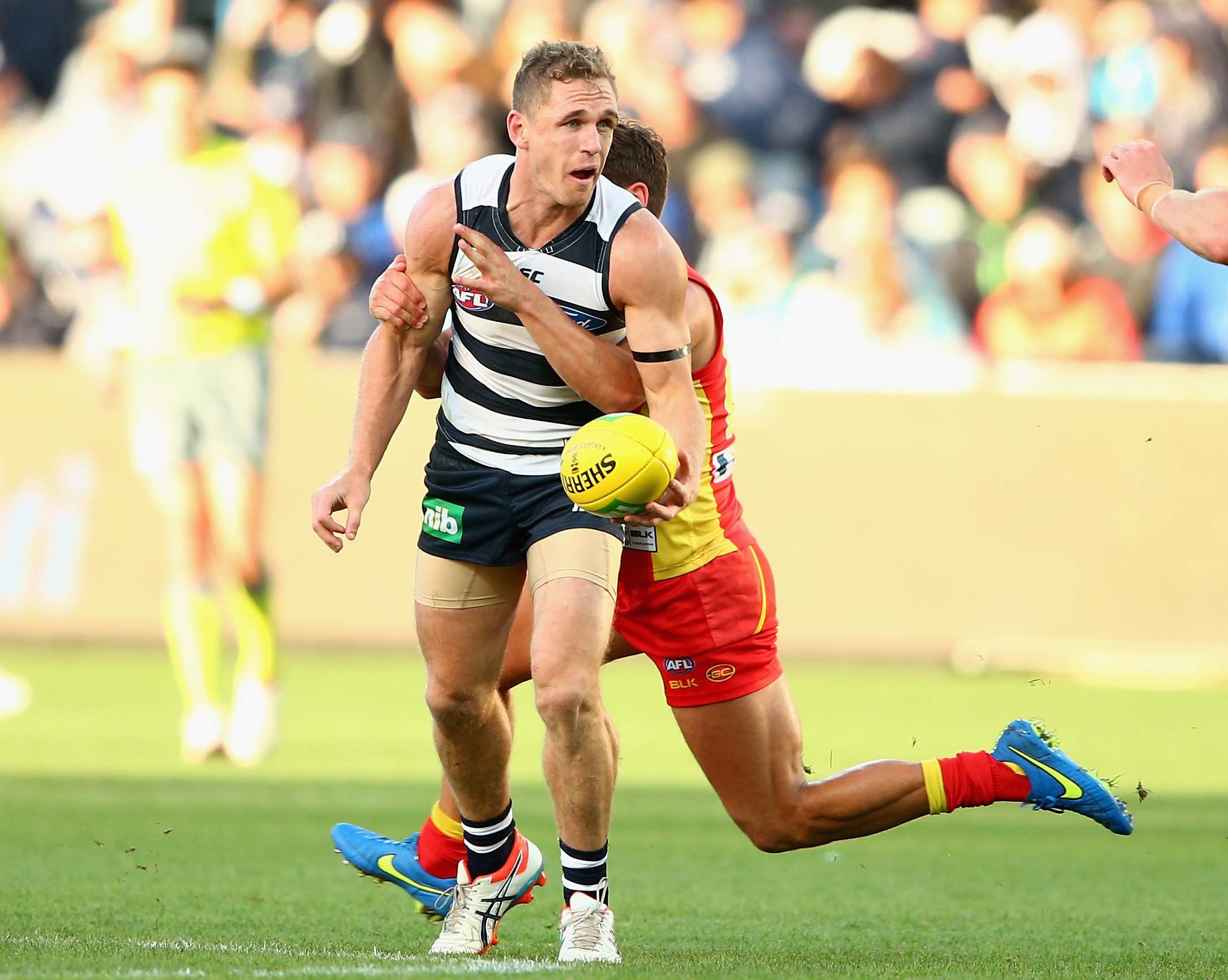 Geelong skipper Joel Selwood signs four-year contract extension to keep ...