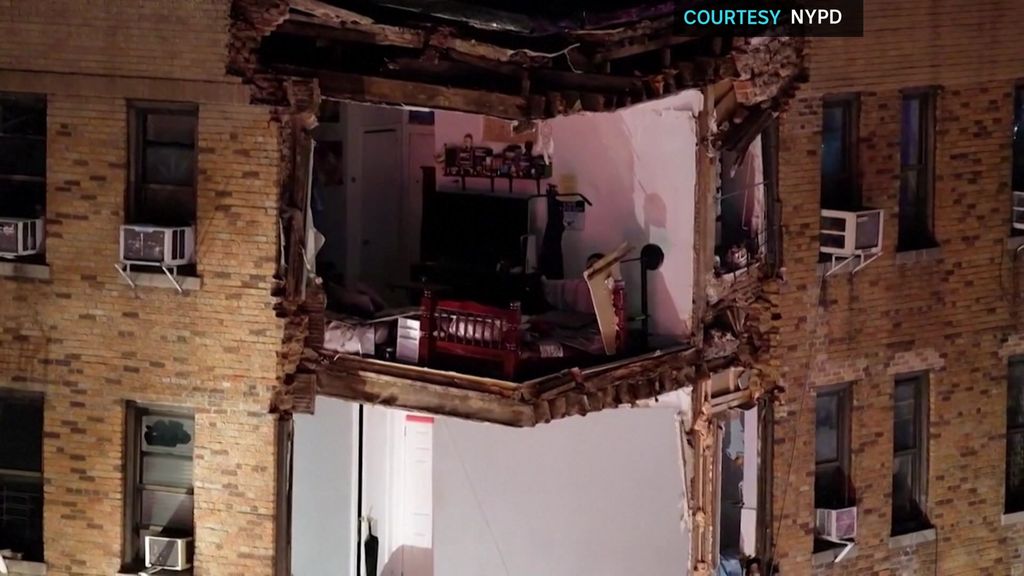 Apartment building in Bronx partially collapses - ABC News