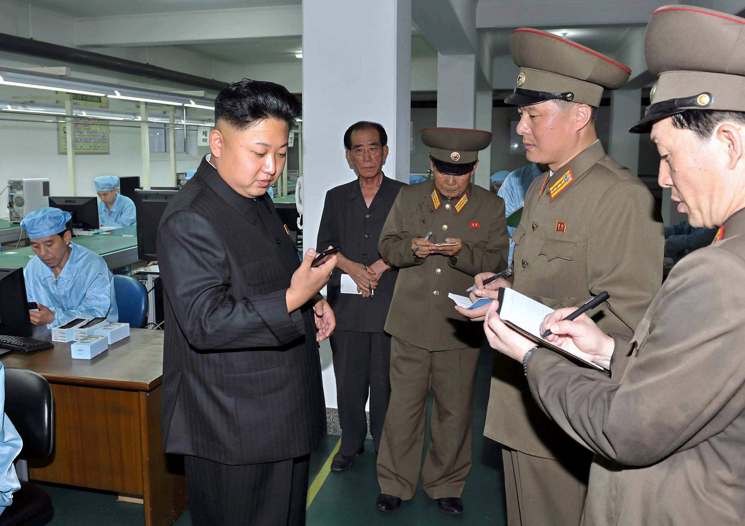 North Korea says it has developed its own smartphone, called 'Arirang ...