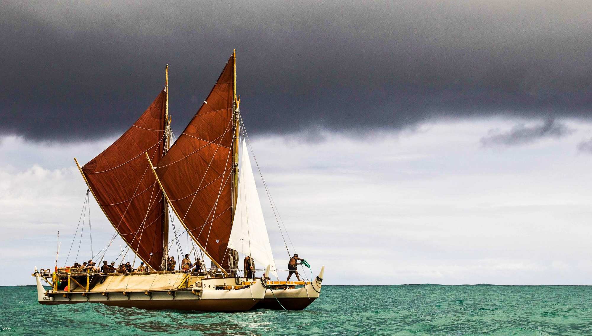 Hawaiian canoe Hokule'a arrives in Australia to promote ocean ...
