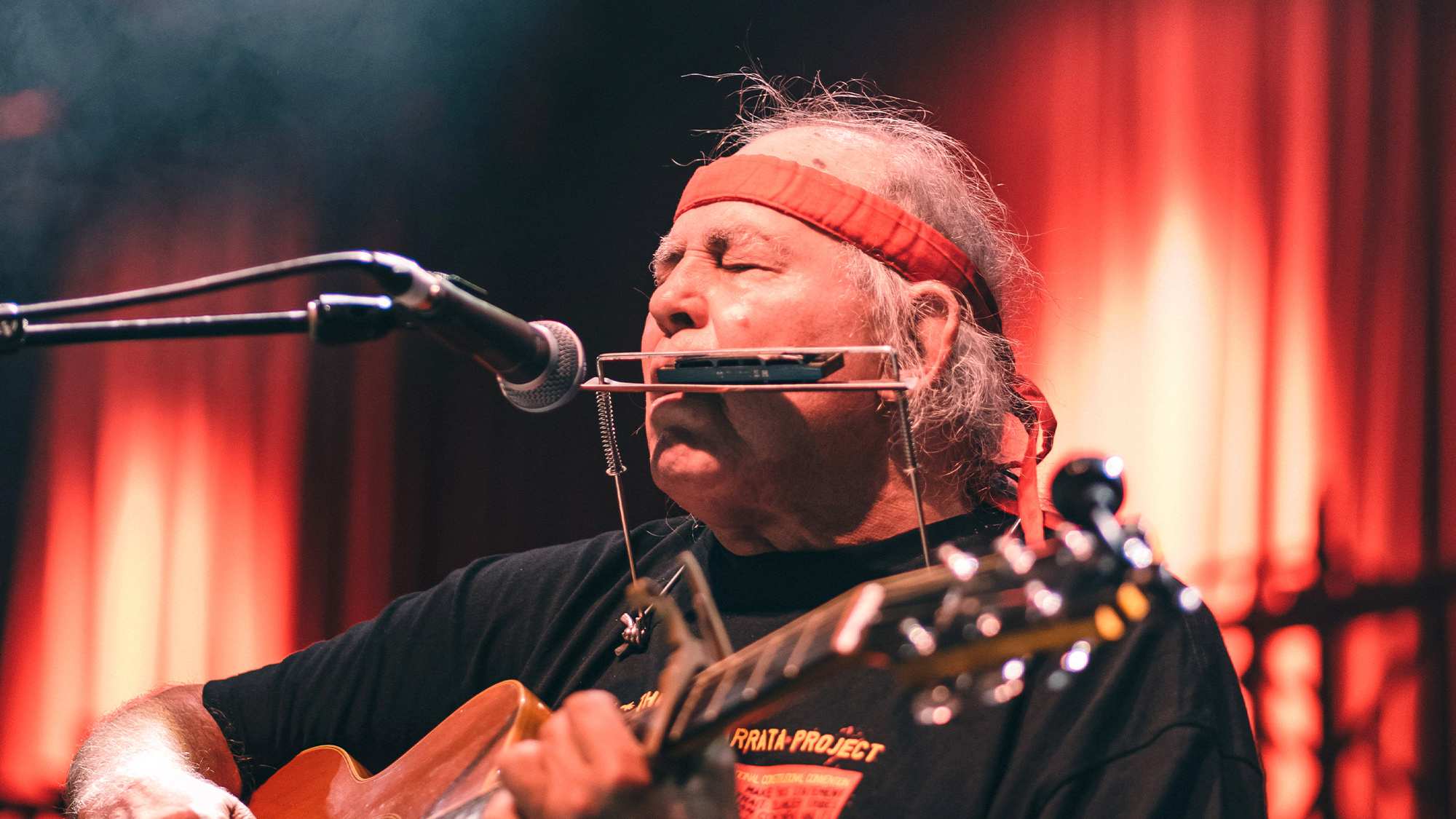 Kev Carmody's first performance in years shows the power of ...