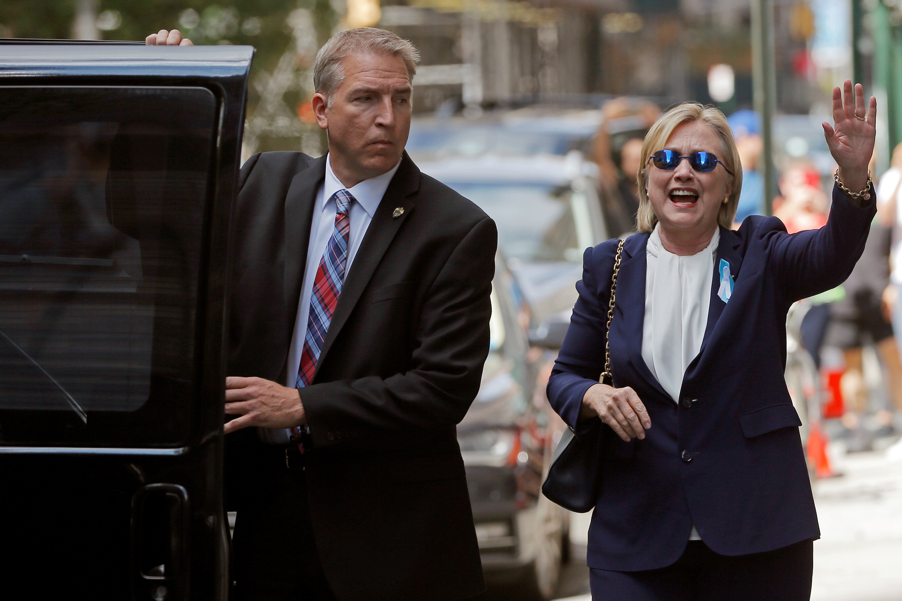 Hillary Clinton 'fit to serve' after bout of pneumonia, doctor says ...