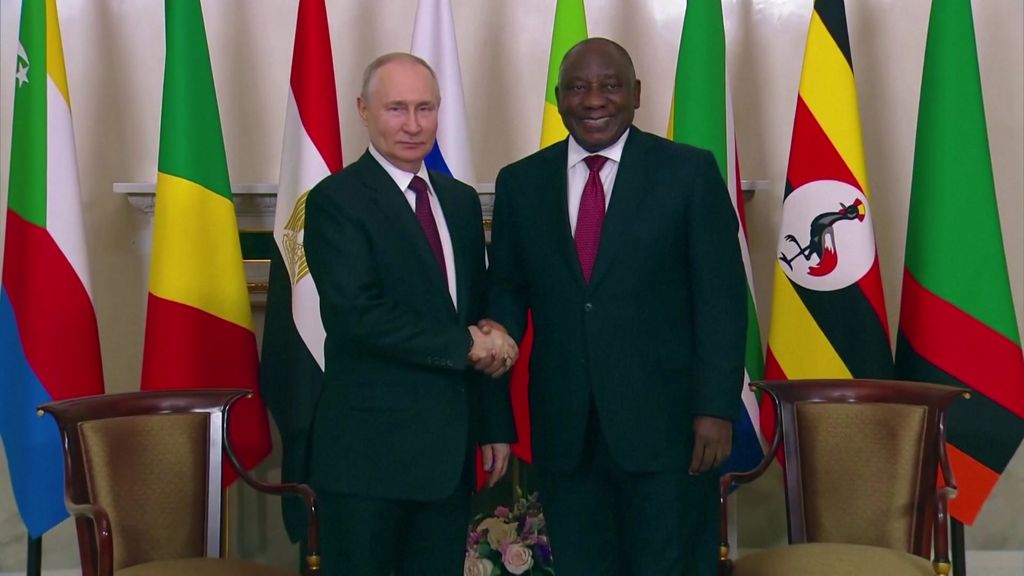Putin and Ramaphosa meet on sidelines of African delegation visit - ABC ...