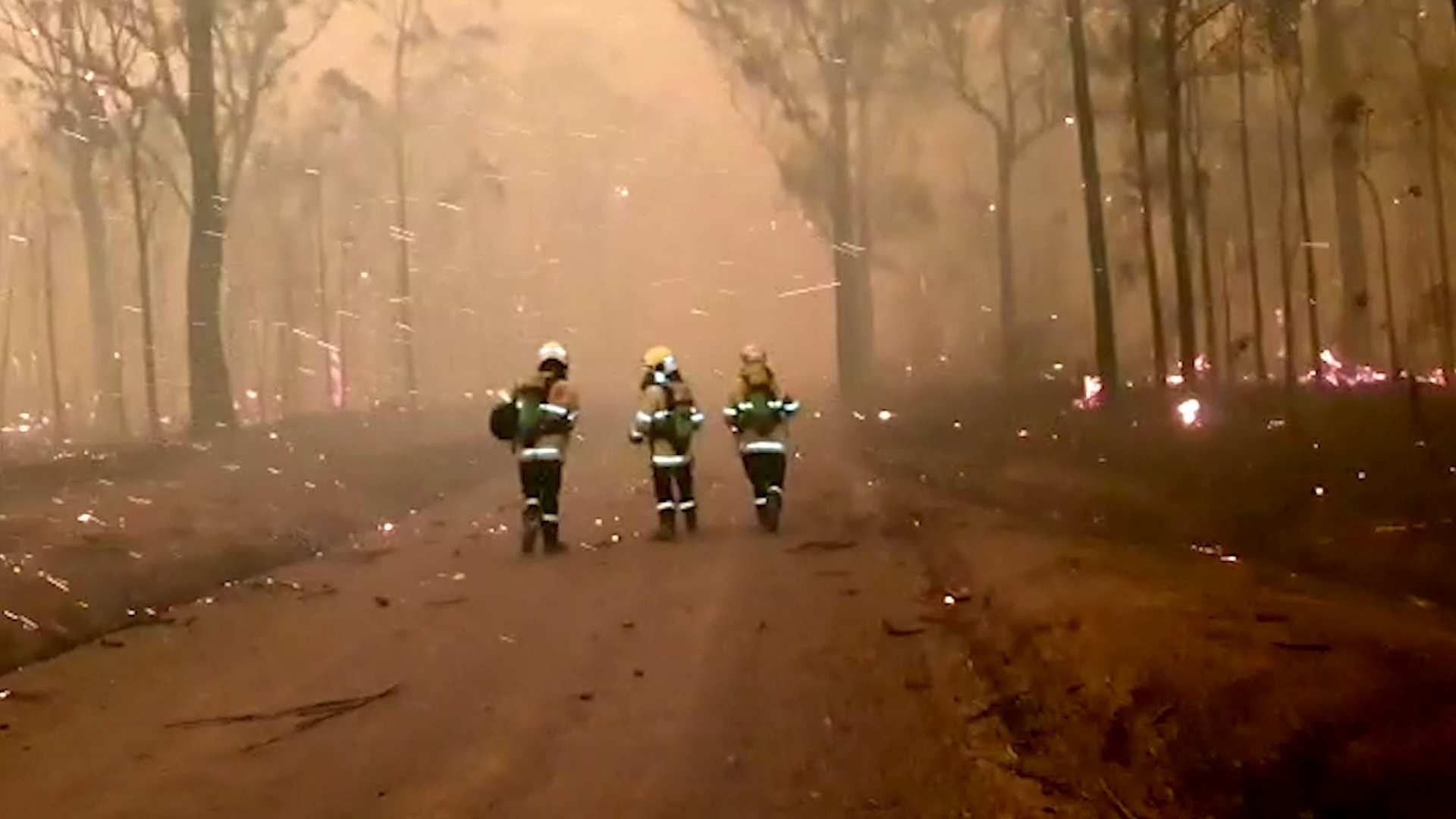 Trapped firefighter escape on foot - ABC News