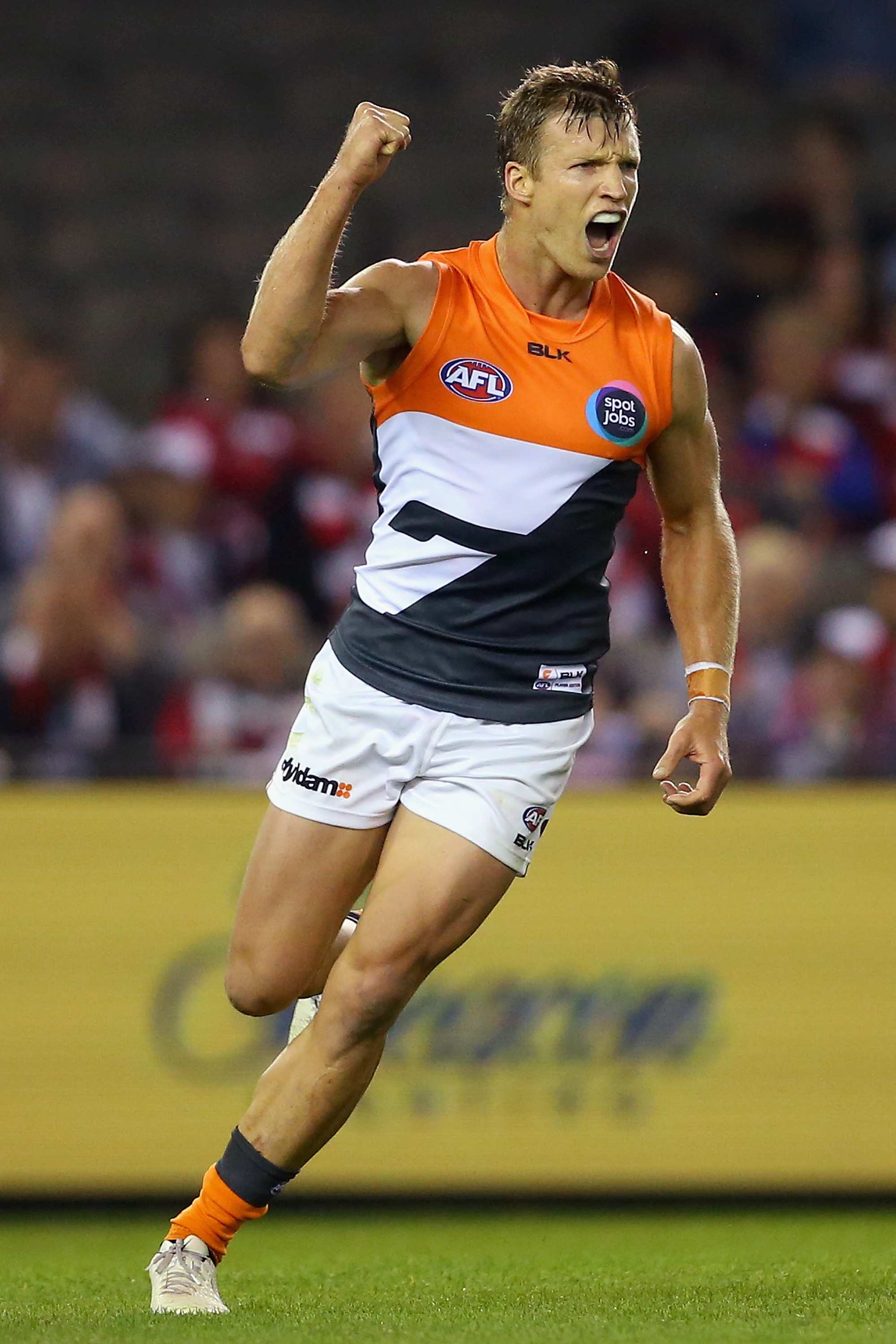 Greater Western Sydney Giants kick off 2015 AFL campaign with nine ...