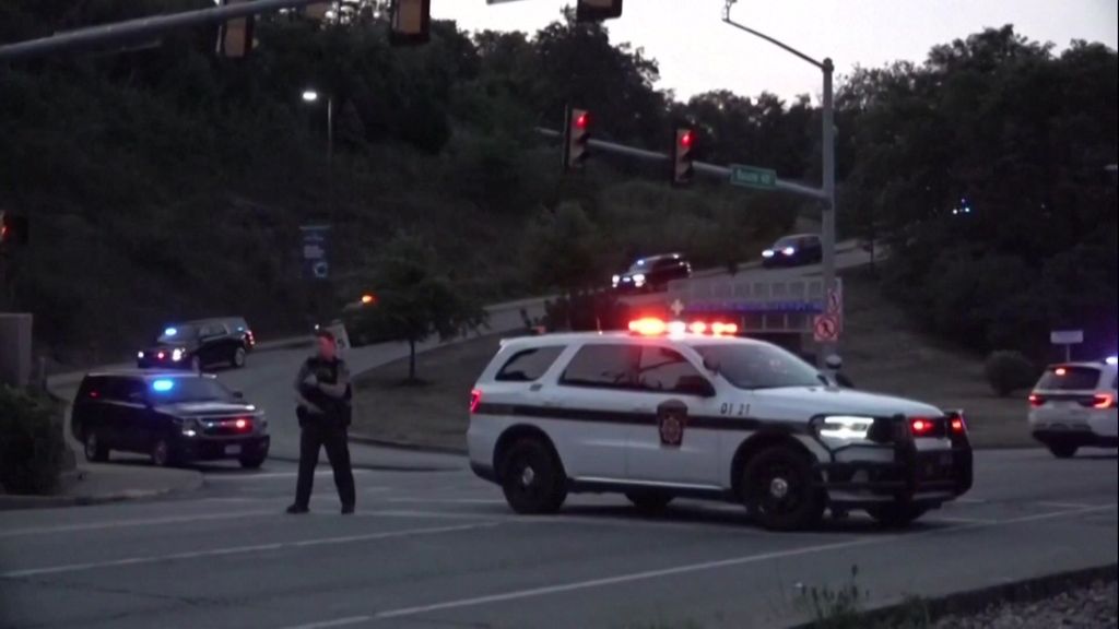 Trump's motorcade spotted near Pennsylvania hospital - ABC News