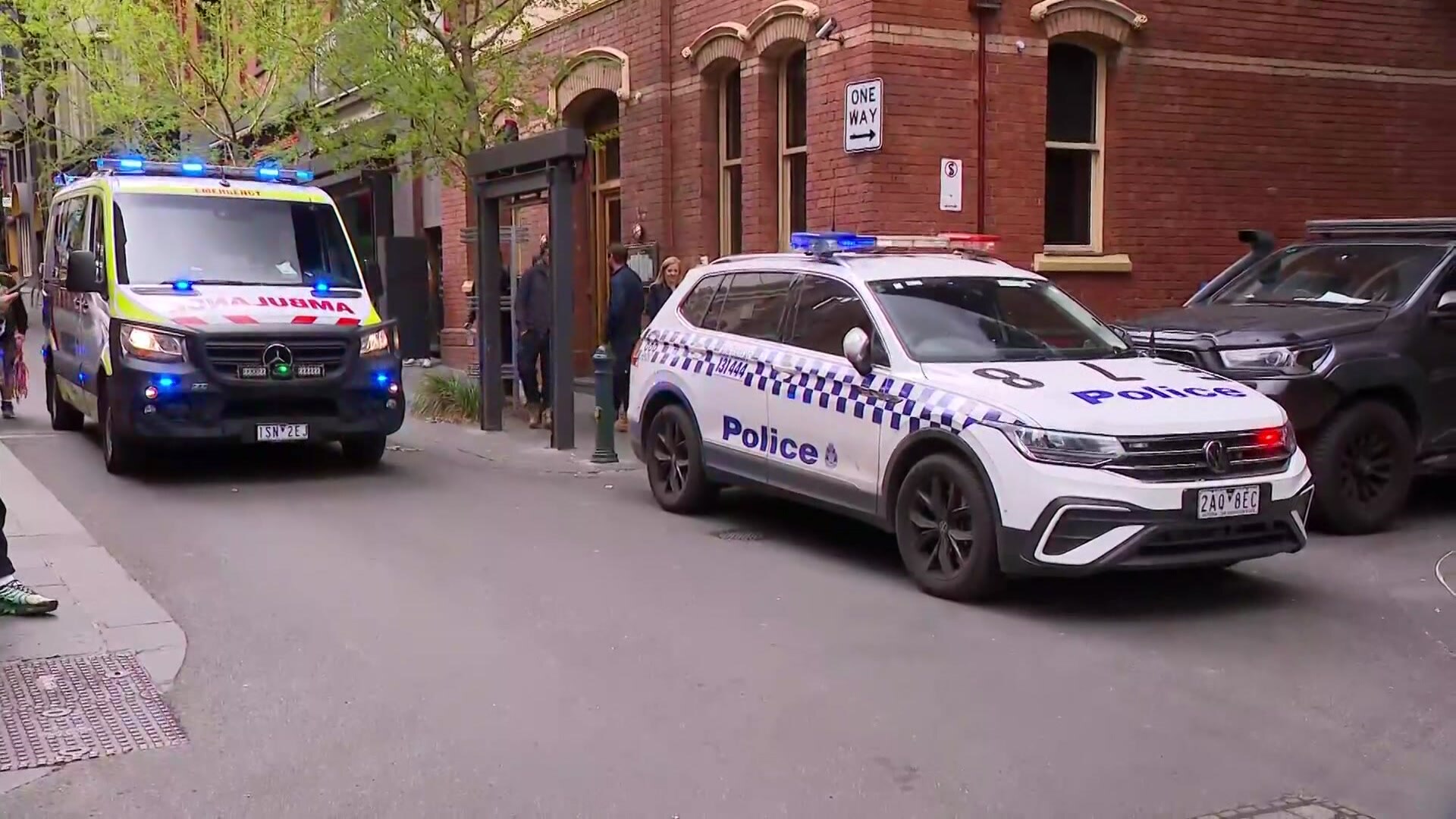 Man arrested after alleged carjackings, dramatic pursuit in Melbourne ...