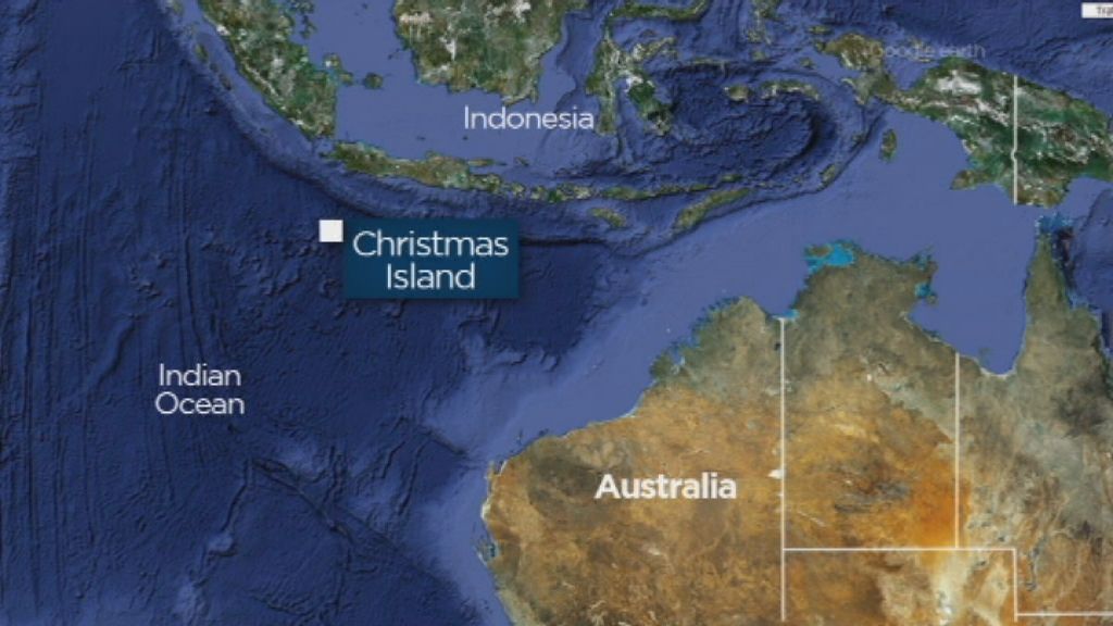As it happened: Asylum boat capsizes off Christmas Island - ABC News