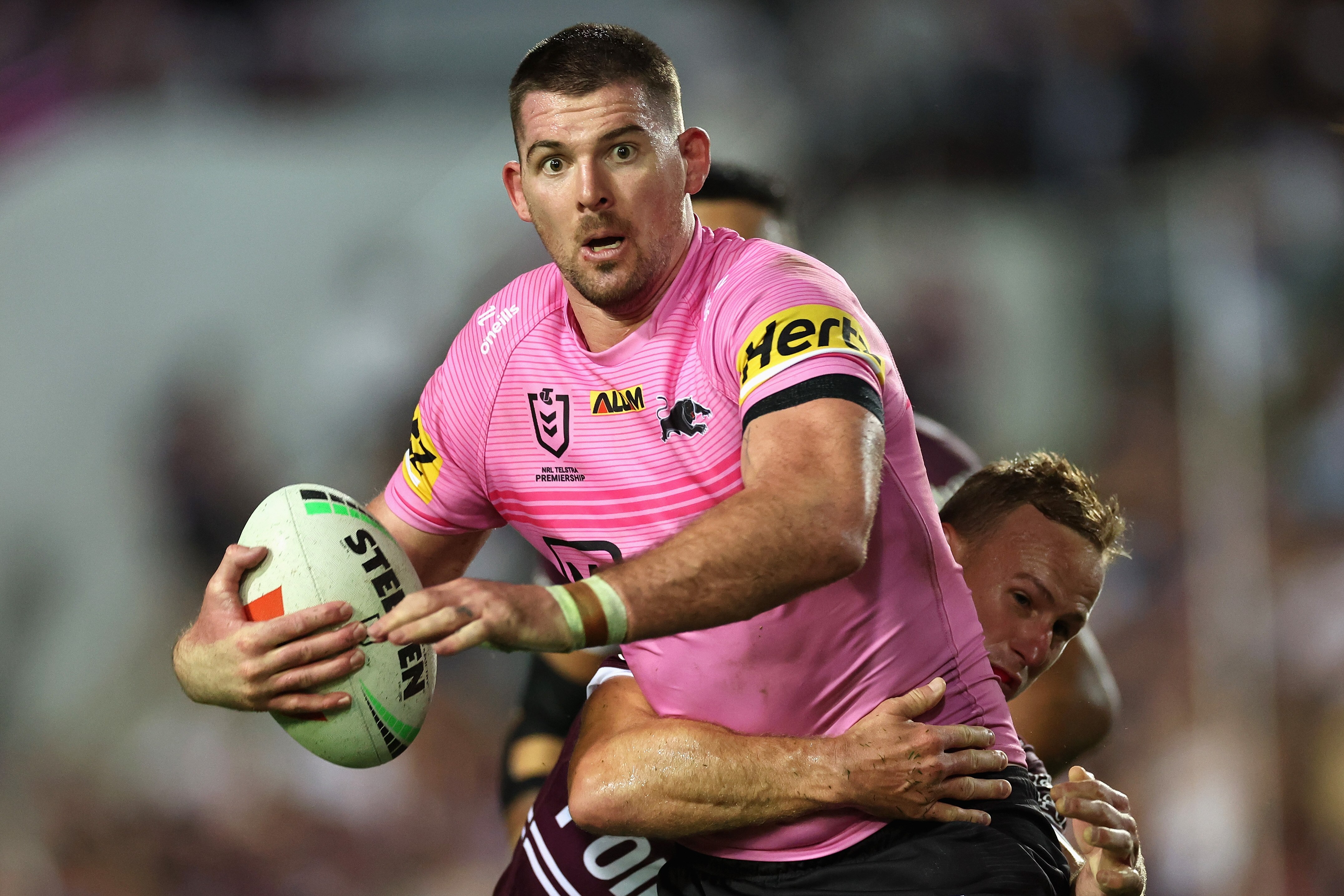 Nick Daicos out for six weeks with hairline fracture in knee in blow to ...