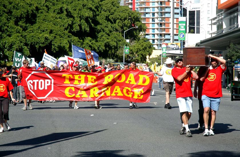 Labour Day march begins in Brisbane - ABC News