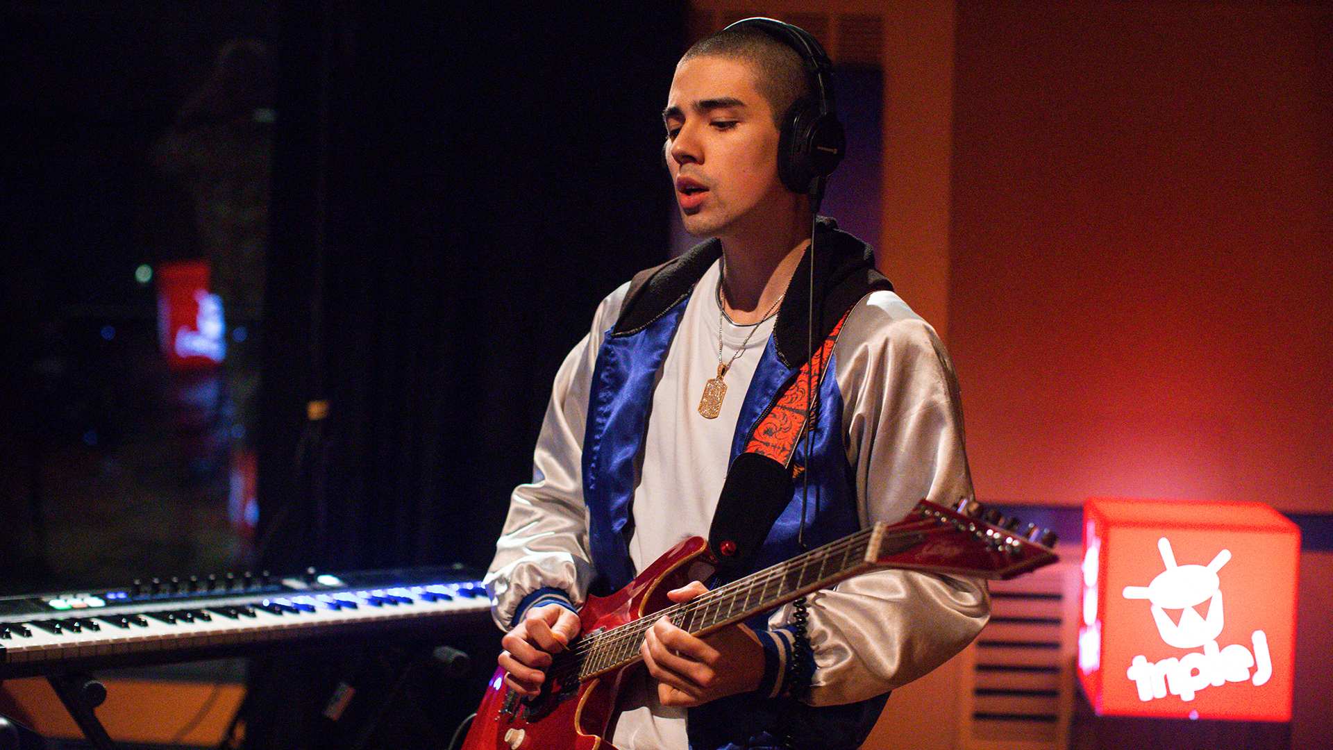 Taka Perry - 'Only U' Ft. Gia Vorne (live for Like A Version) - triple j