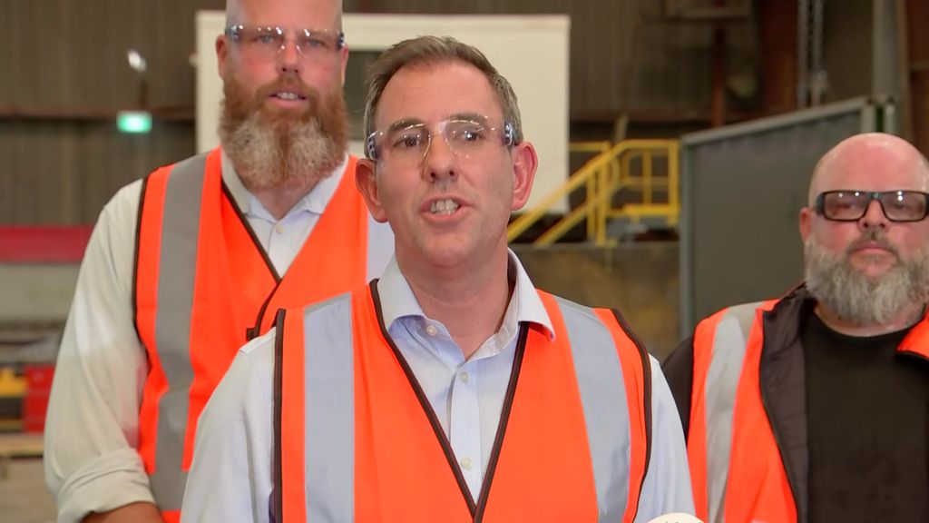 Jim Chalmers approves Qatar Airways' 25 per cent stake in Virgin ...