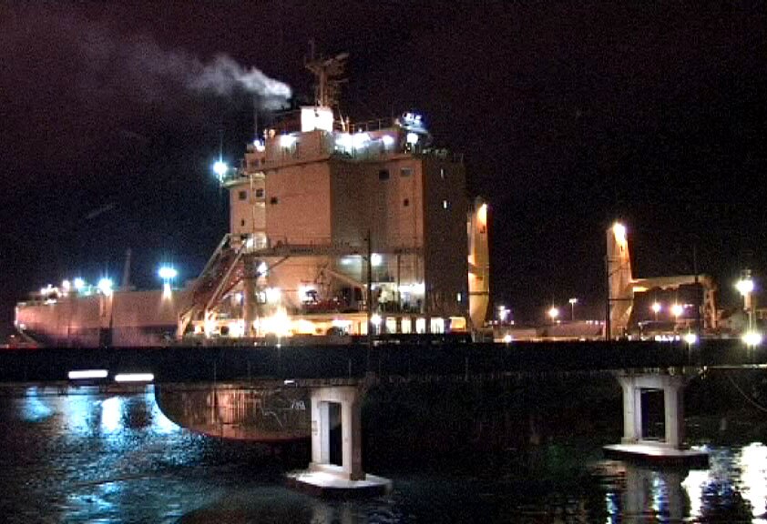 Container ship crashes into Fremantle bridge as wild storm lashes WA ...