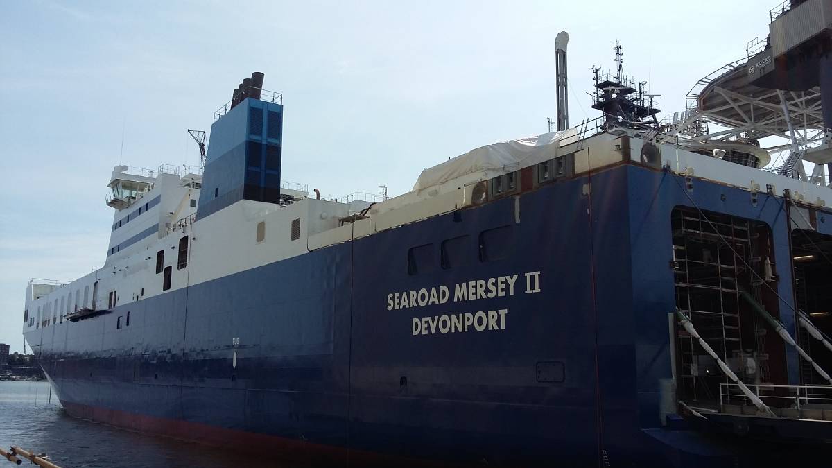 Tasmanian freight ship Searoad Mersey II off to Sydney for repairs ...