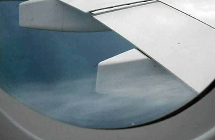 Eyewitness films engine blow out - ABC News