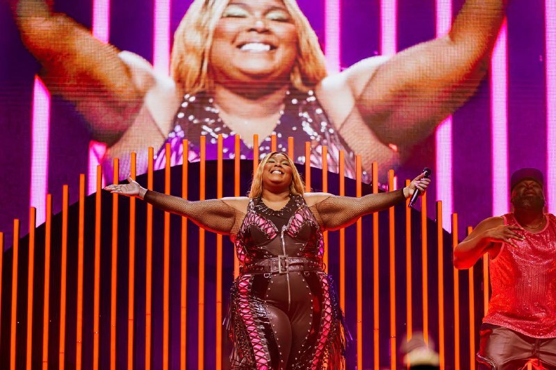 Lizzo juiced Splendour for all its worth to close day one - triple j