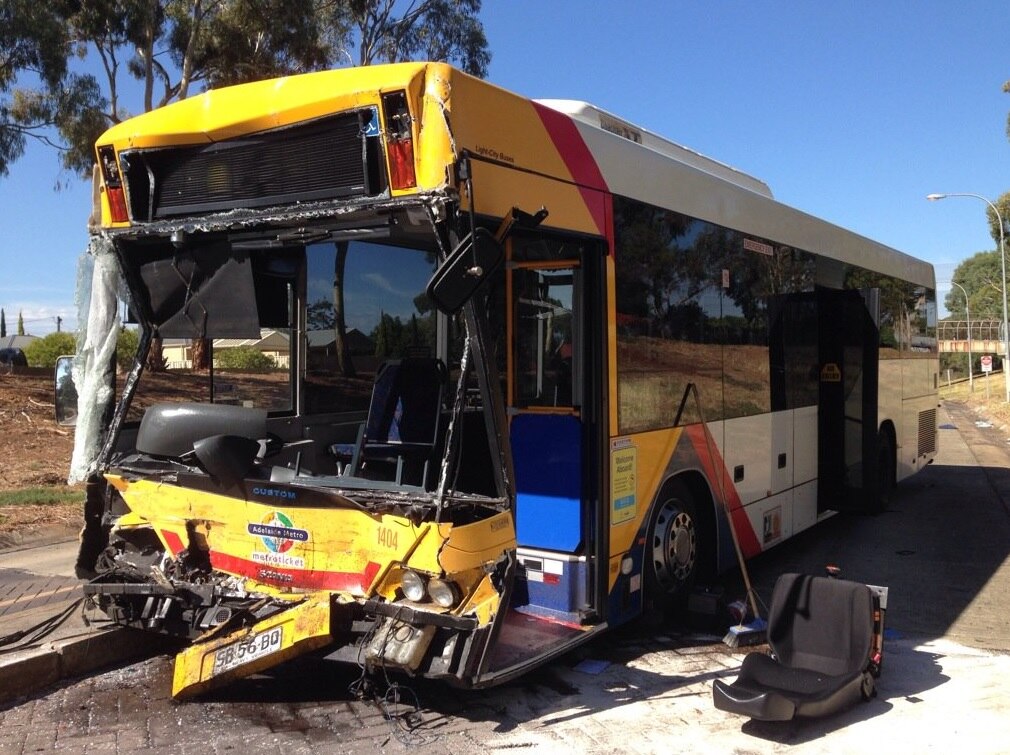 Three injured in Paradise Interchange bus crash - ABC News