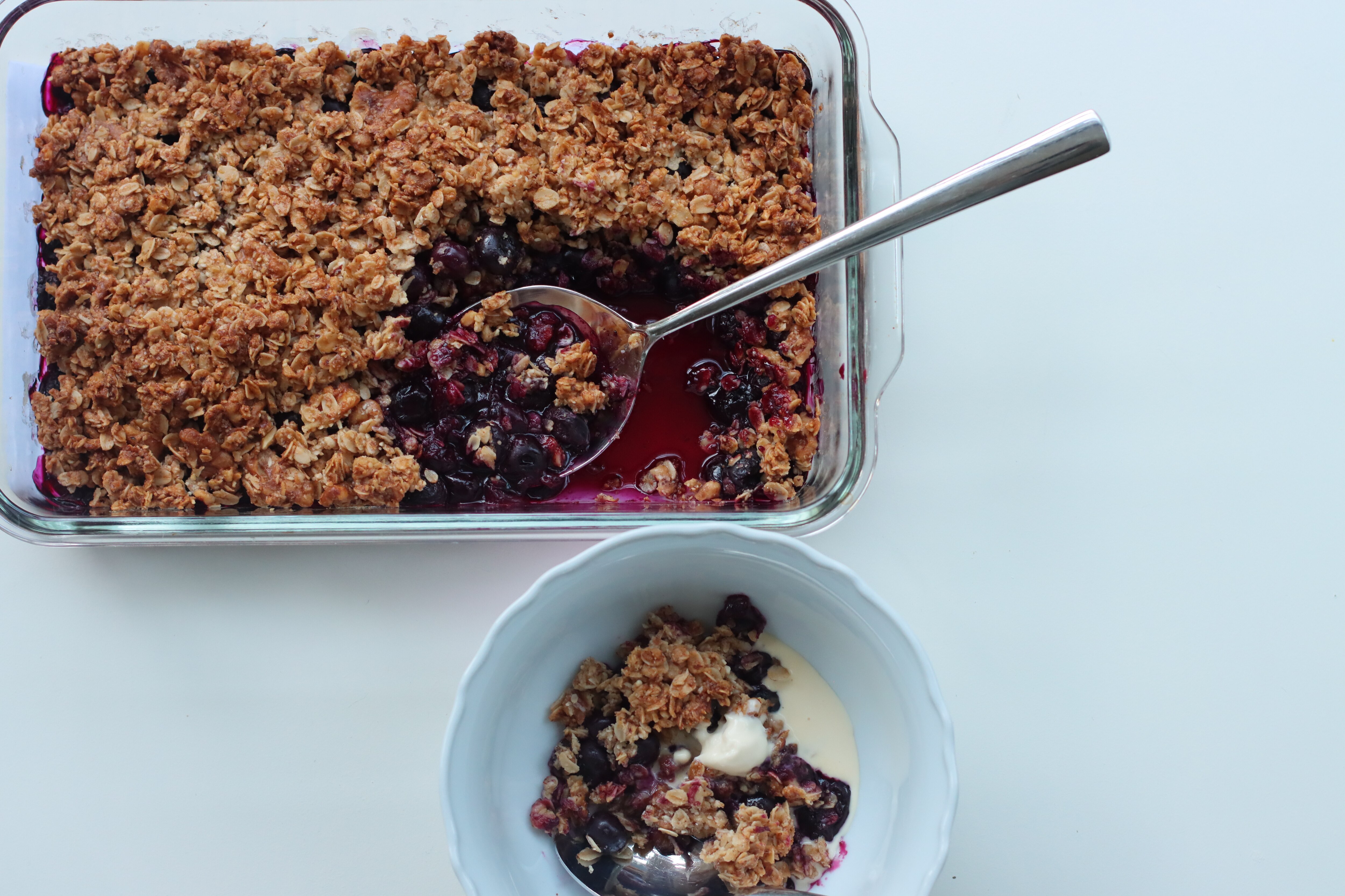 A comforting, low-effort blueberry crumble - ABC News