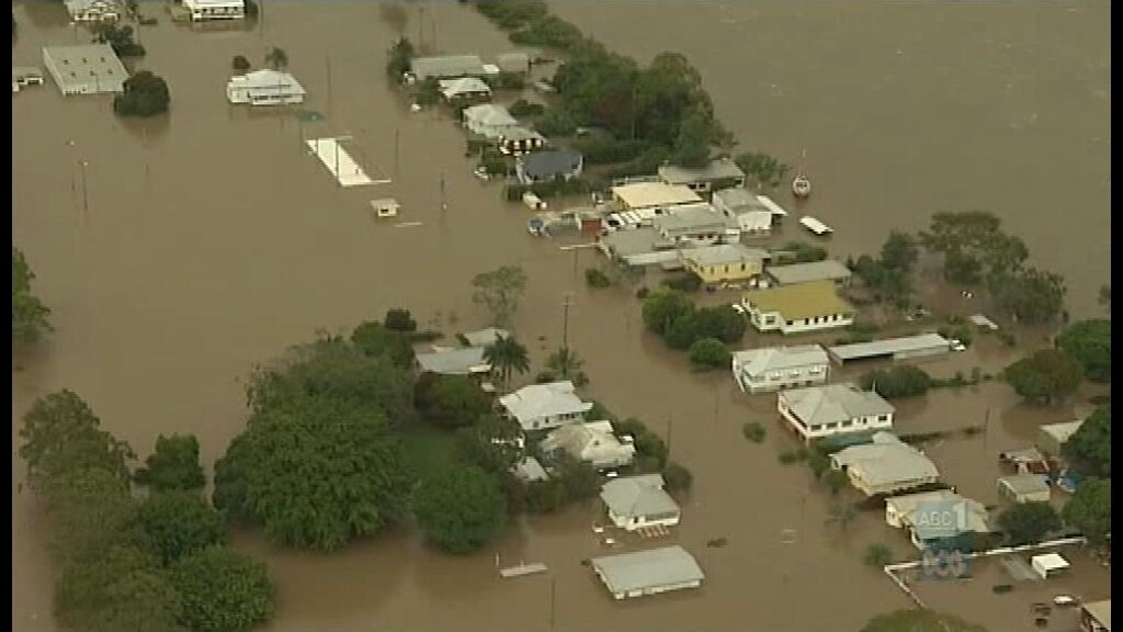 Floods devastate Queensland towns - ABC News