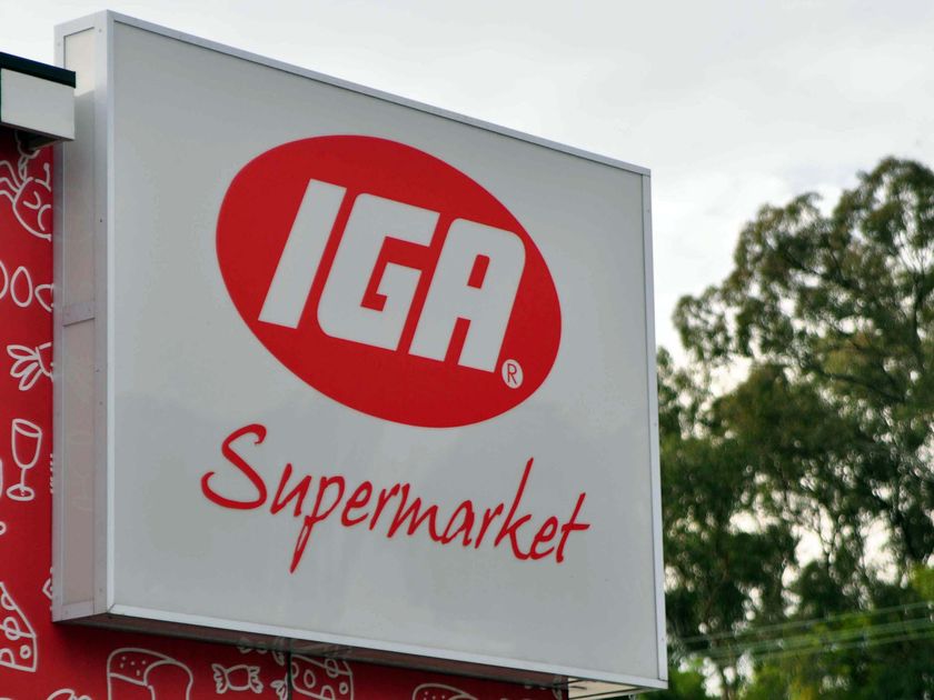 Woolworths clear to takeover Hawker IGA - ABC News