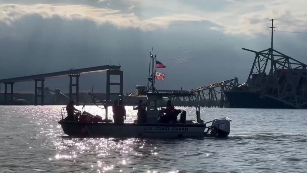 US Coast Guard prepares alternate channel after Baltimore bridge ...