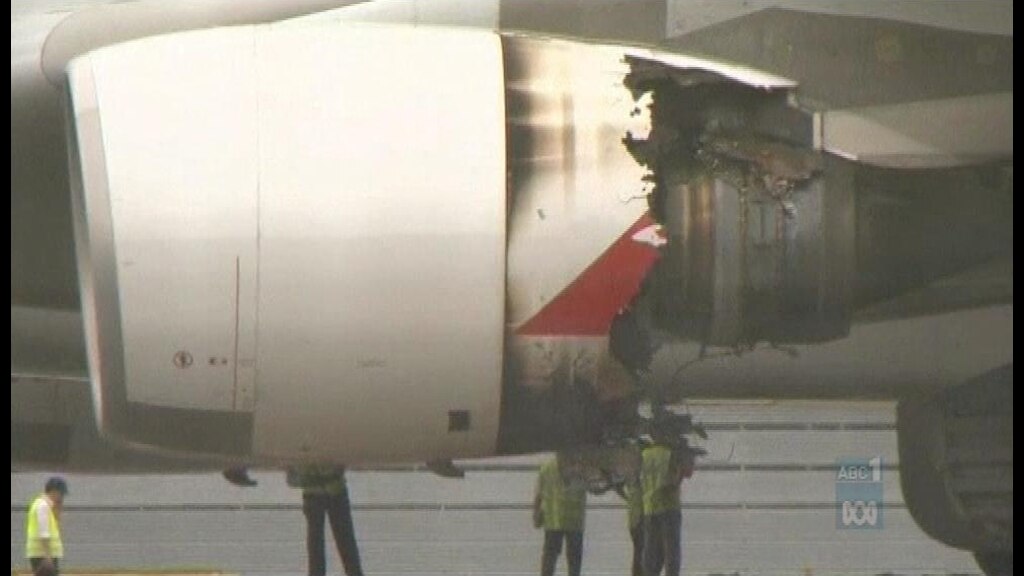 Passengers speak of terrifying Qantas ordeal - ABC News