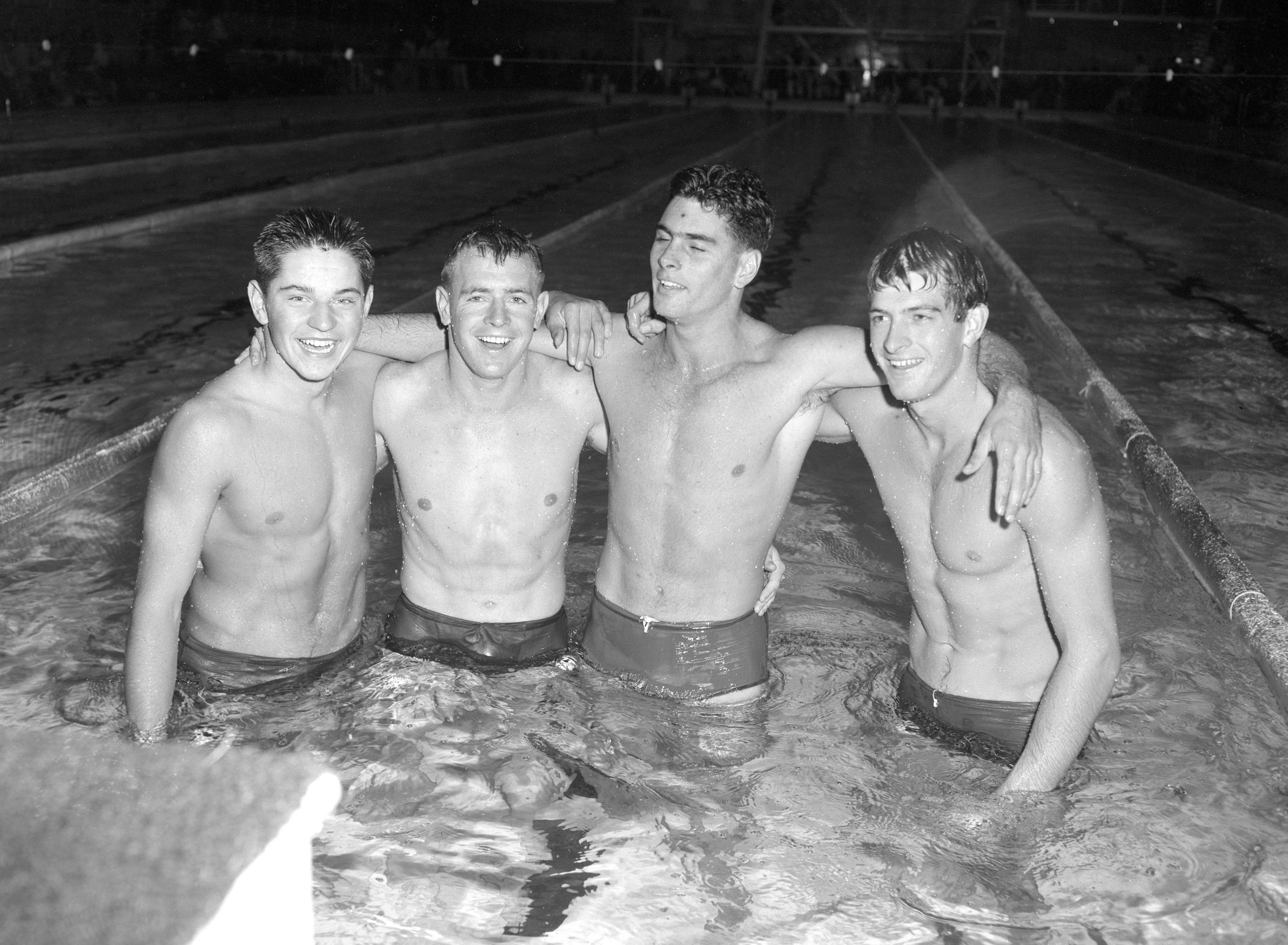 Australian Olympic swimming gold medallist John Devitt dies aged 86 ...