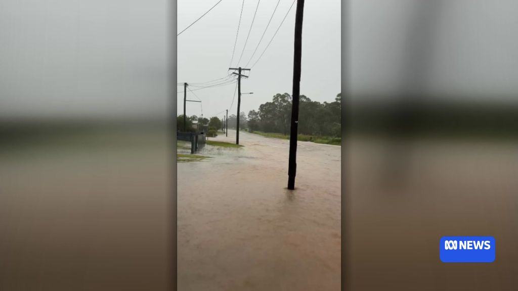 Flash flooding at Kingaroy - ABC News