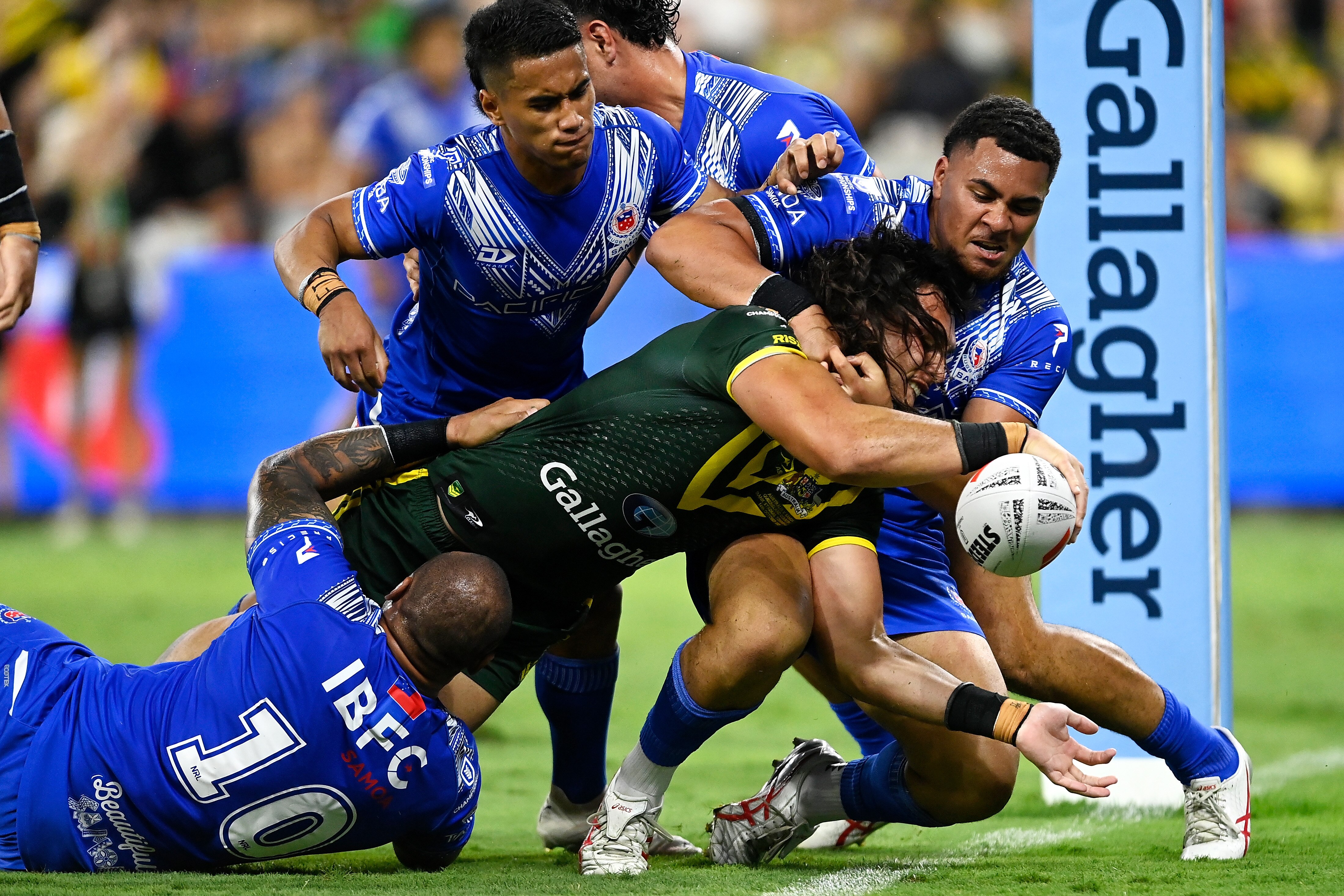 Kangaroos surge past Manu Samoa, Jillaroos beat Kiwi Ferns to open ...