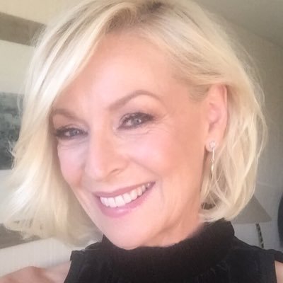 Liz Hayes reflects on four decades in the media - ABC listen