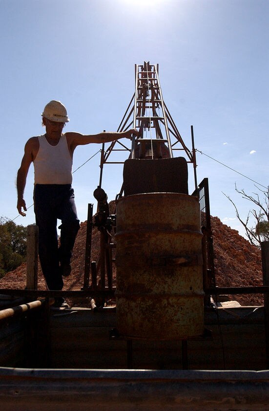 A CSIRO survey finds most people believe the economic benefit of mining ...