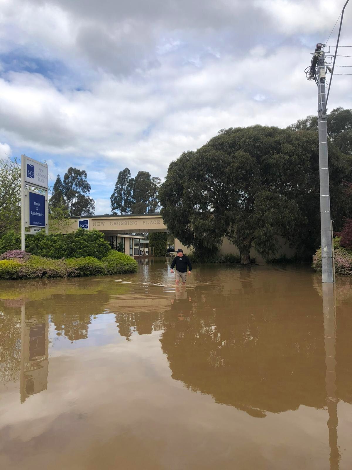 Victoria floods LIVE updates: Kerang and Horsham on high alert ...