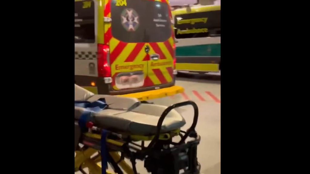 Ambulance ramping at Royal Adelaide Hospital - ABC News